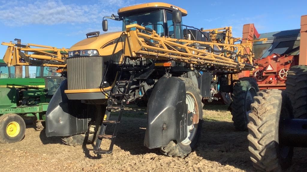 Tractor Zoom - RoGator RG900