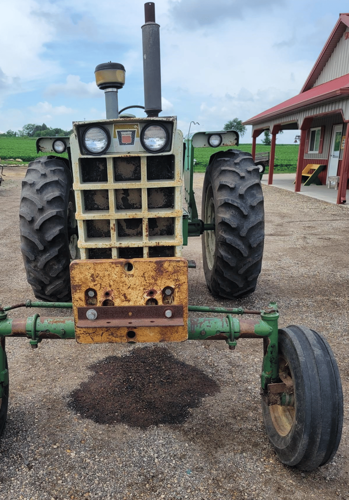 Tractor Zoom - 1974 Oliver 1655