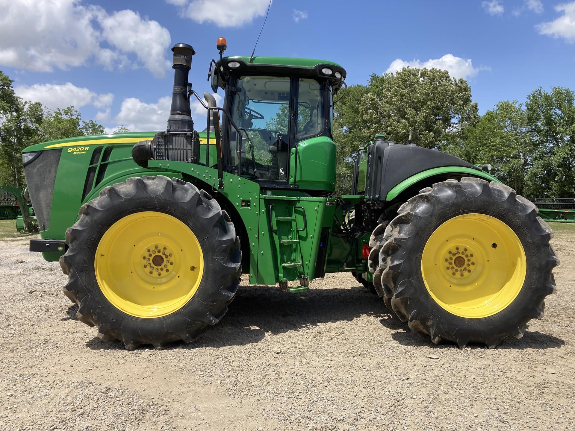 Tractor Zoom - 2019 John Deere 9420R