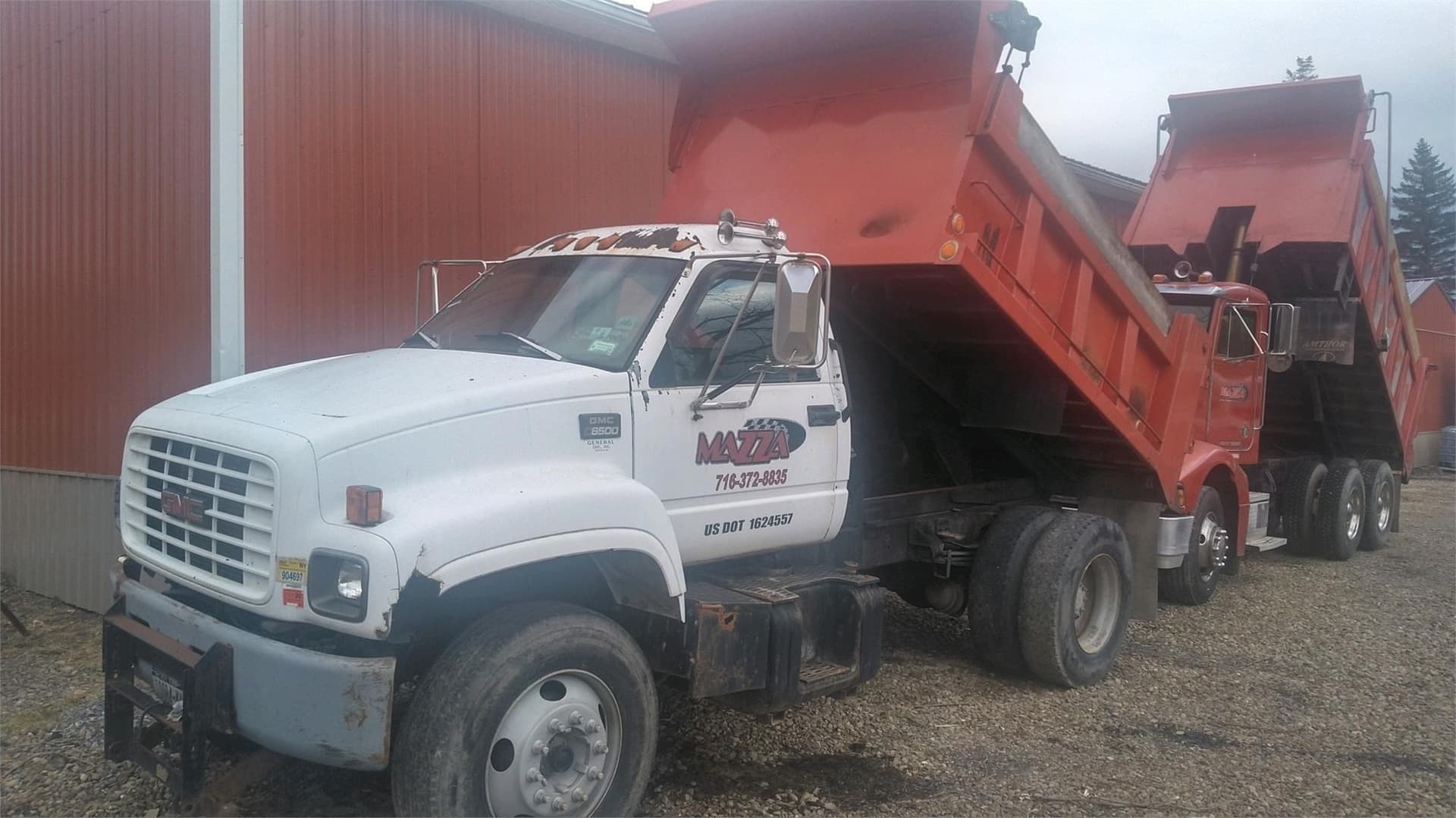 Tractor Zoom - 2003 GMC C8500