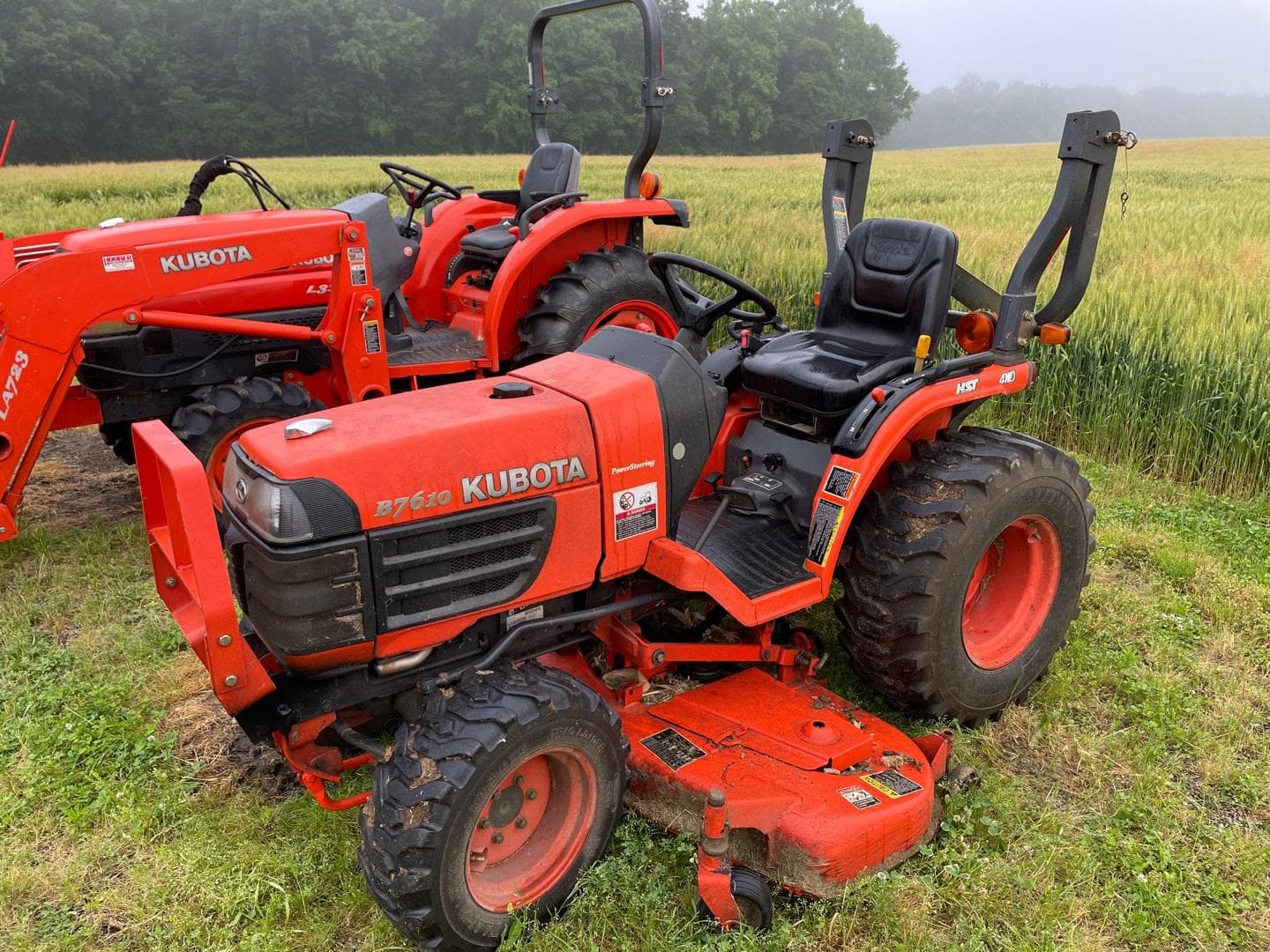 Tractor Zoom - 2007 Kubota B7610