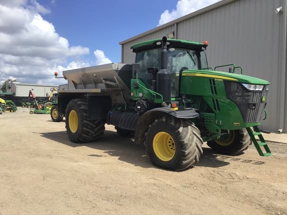 Tractor Zoom - 2021 John Deere F4365