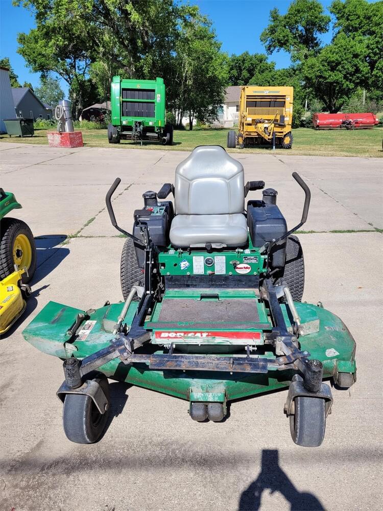 Tractor Zoom - Bobcat ZT200