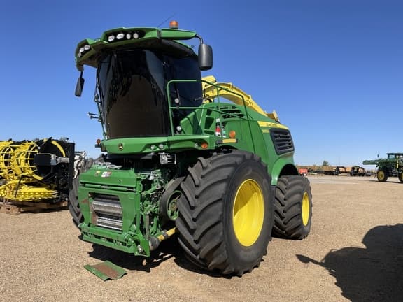Tractor Zoom - 2021 John Deere 9900i