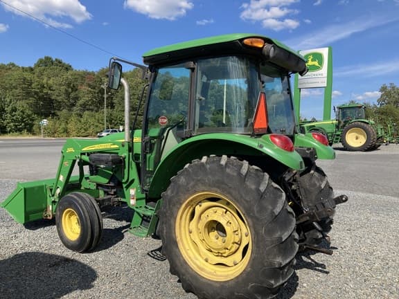 Tractor Zoom - 2006 John Deere 5425
