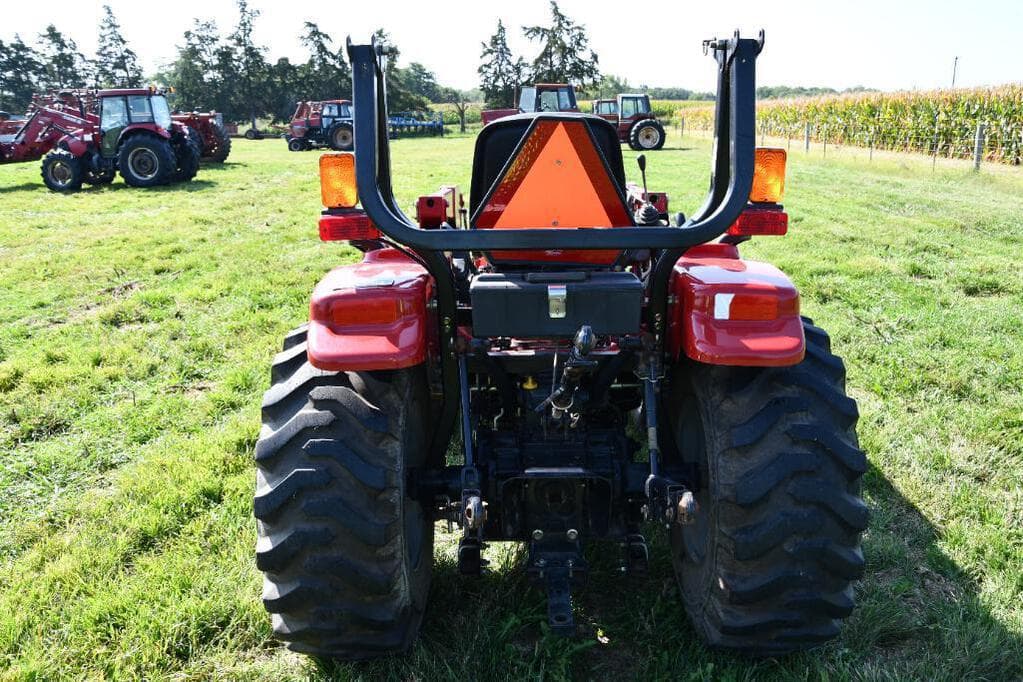 Tractor Zoom - 2003 Case IH DX25