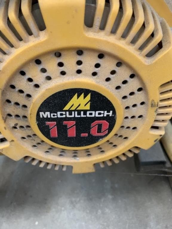 Tractor Zoom - McCULLOCH FG5700AK