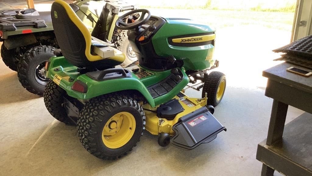 Tractor Zoom - John Deere X540