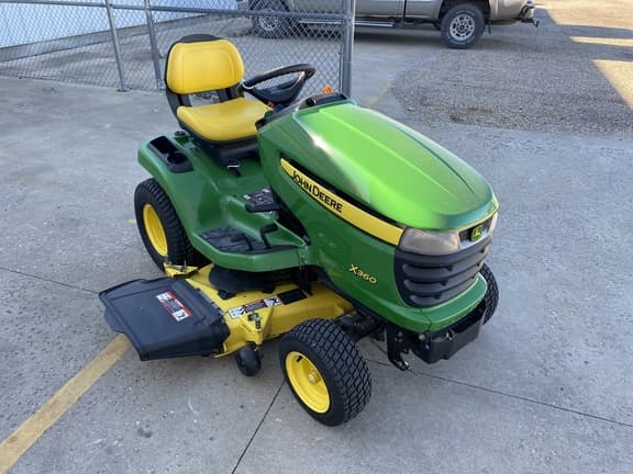 Tractor Zoom - 2011 John Deere X360