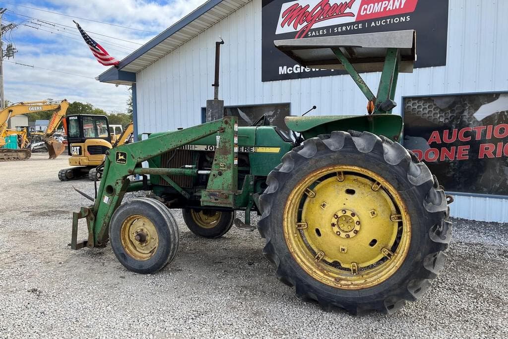 Tractor Zoom - John Deere 2240