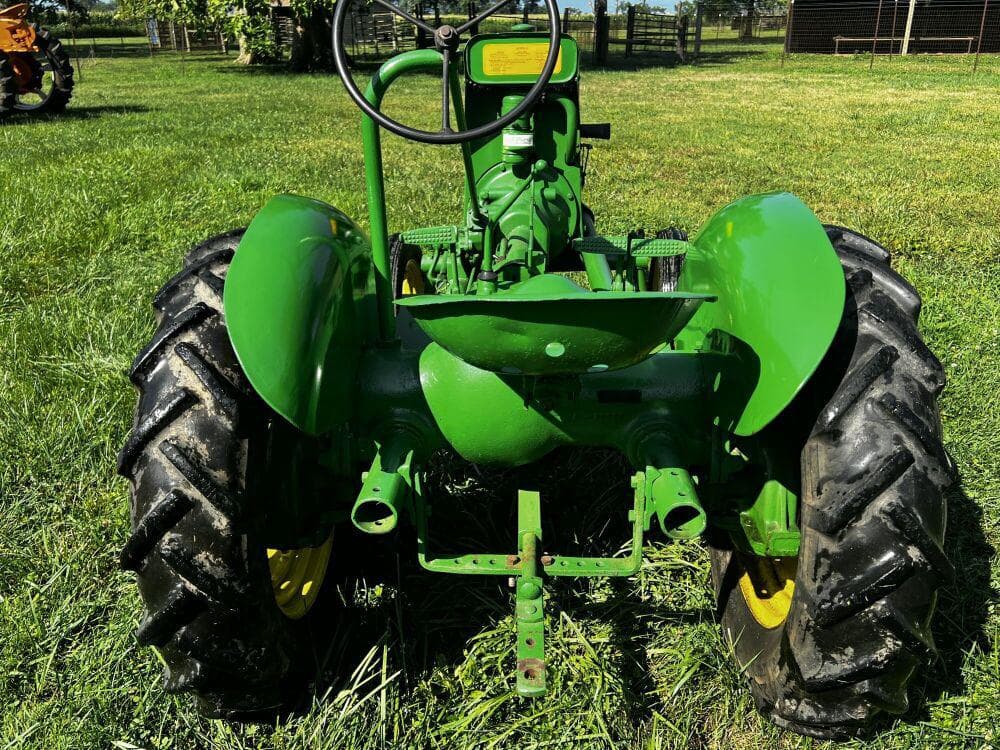 Tractor Zoom - John Deere L