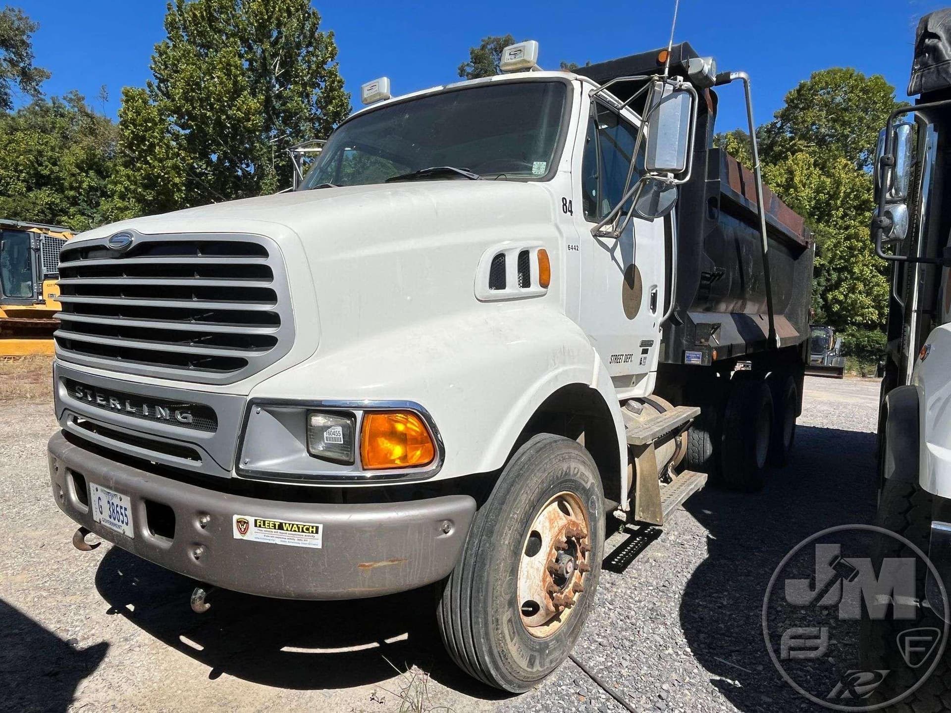Tractor Zoom - 2007 Sterling L9500