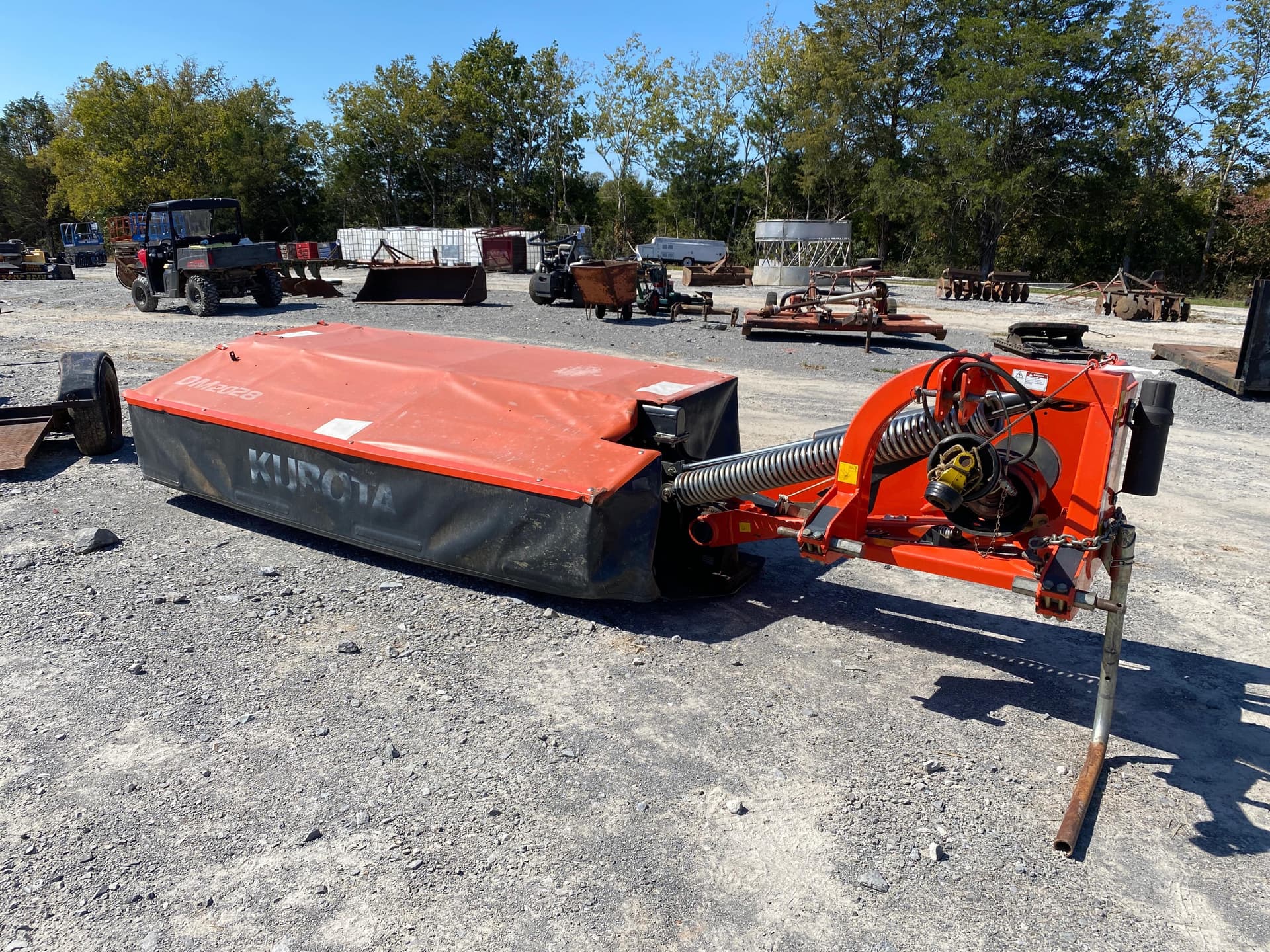 Tractor Zoom - 2017 Kubota DM2028