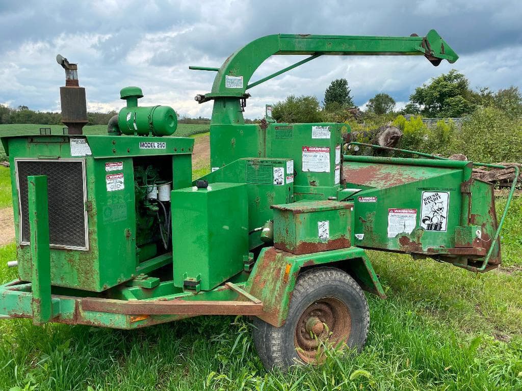 Tractor Zoom - Brush Bandit 250