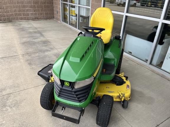 Tractor Zoom - 2020 John Deere X590