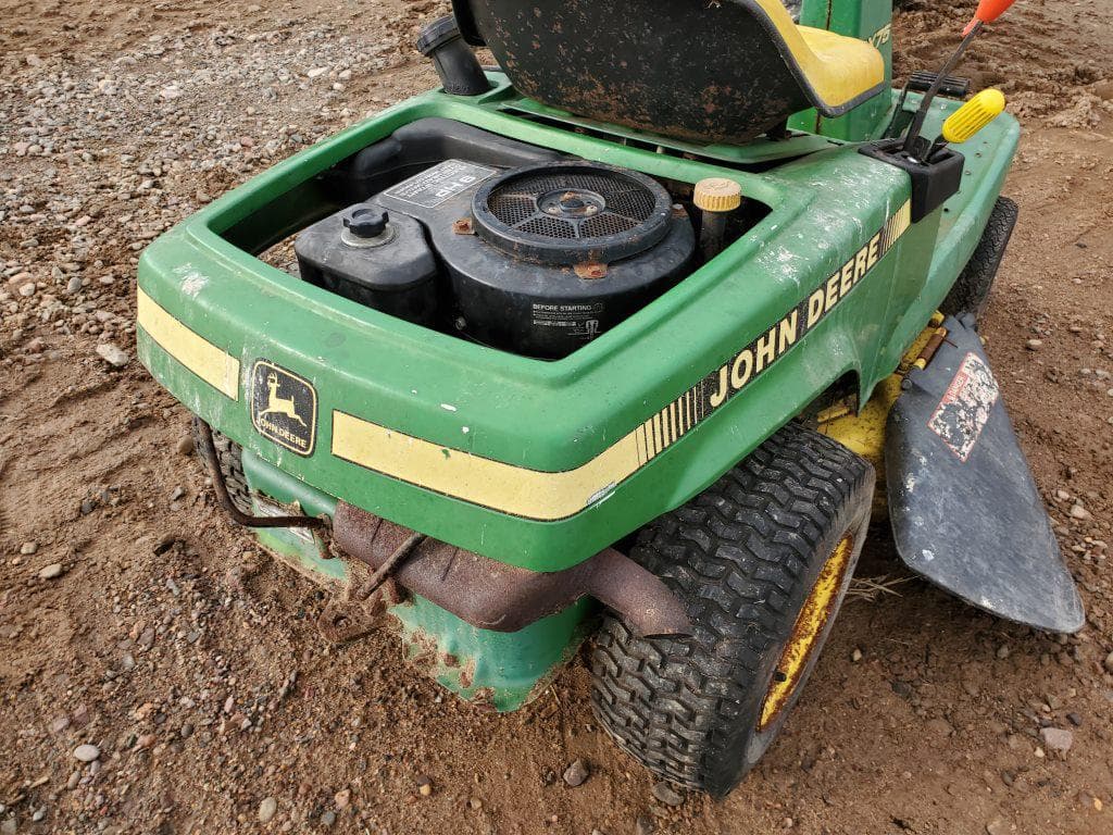 Tractor Zoom - John Deere RX75
