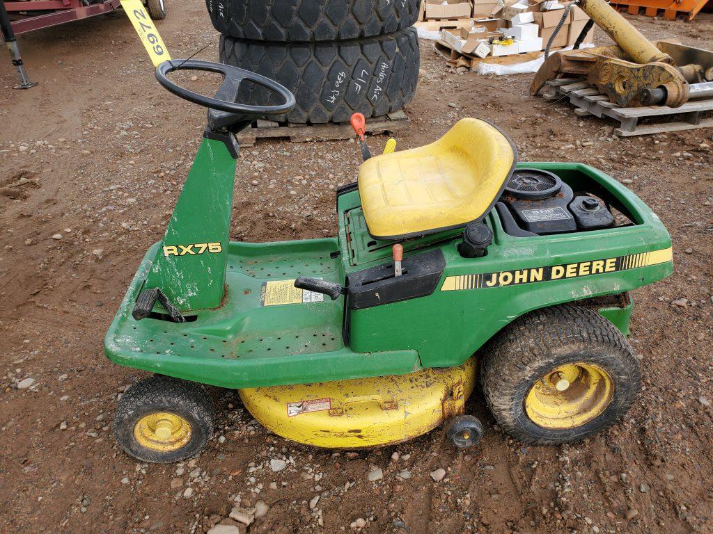 Tractor Zoom - John Deere RX75