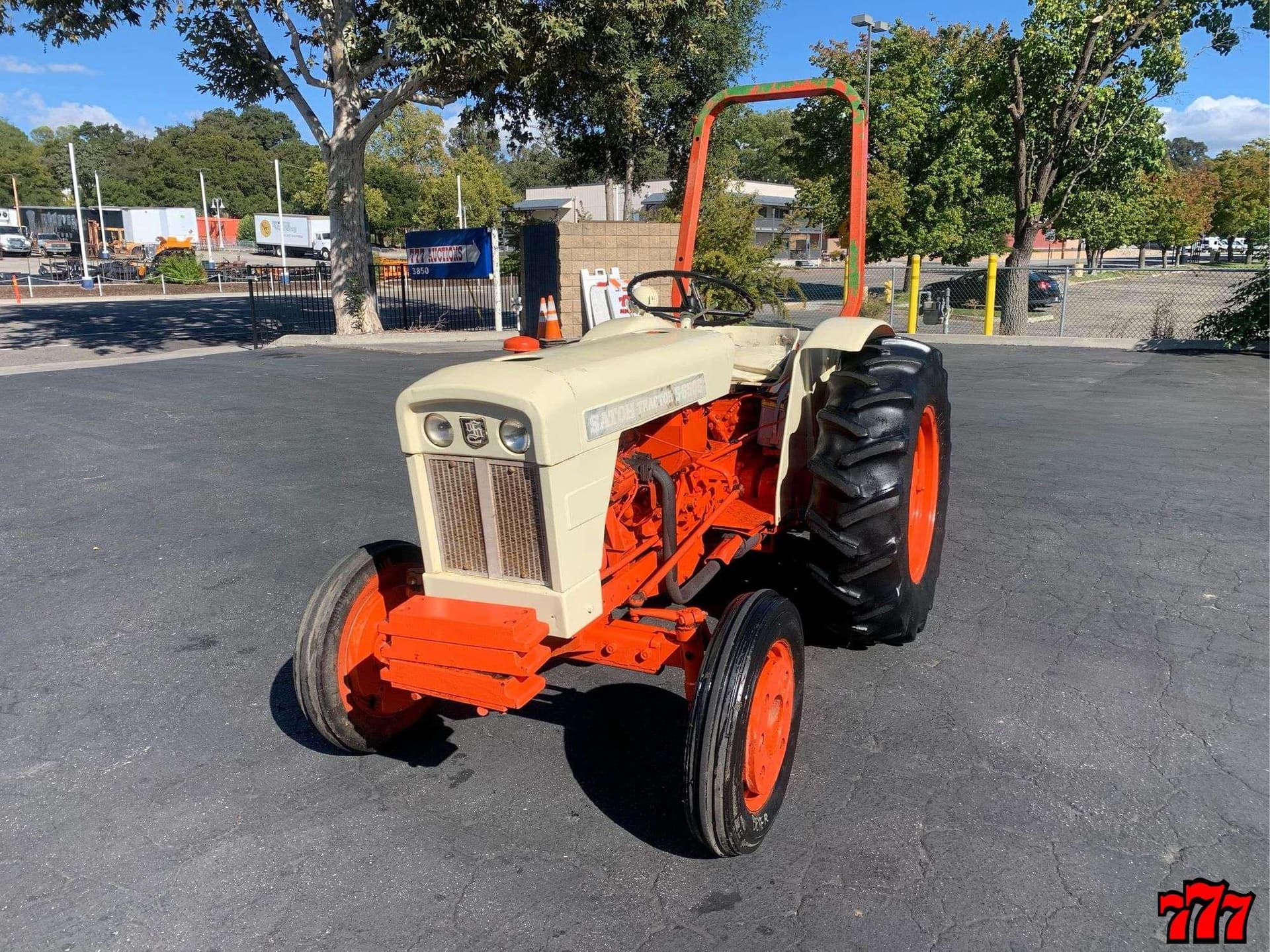 Tractor Zoom - Satoh S650G