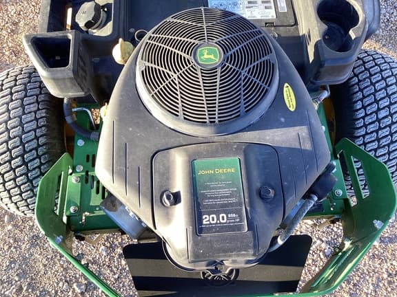 Tractor Zoom - 2021 John Deere Z335E