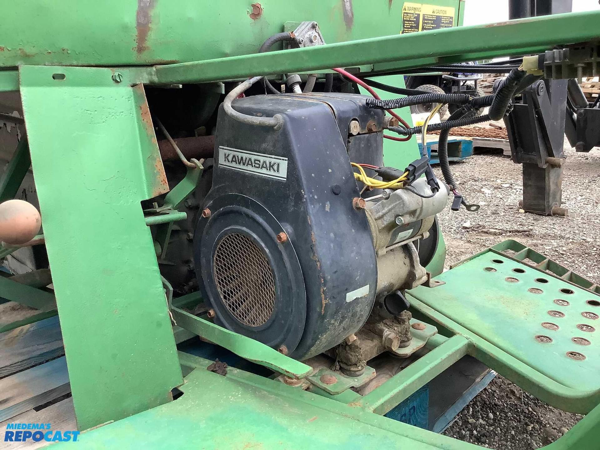 Tractor Zoom - John Deere AMT 600