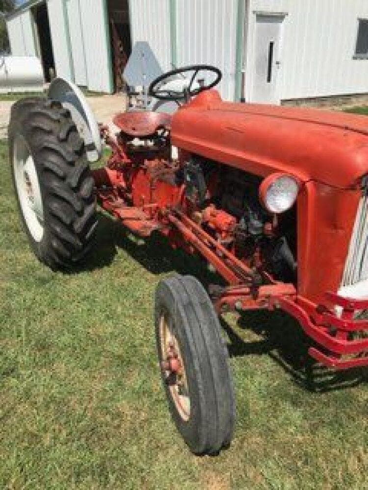 Tractor Zoom - 1958 Ford 641