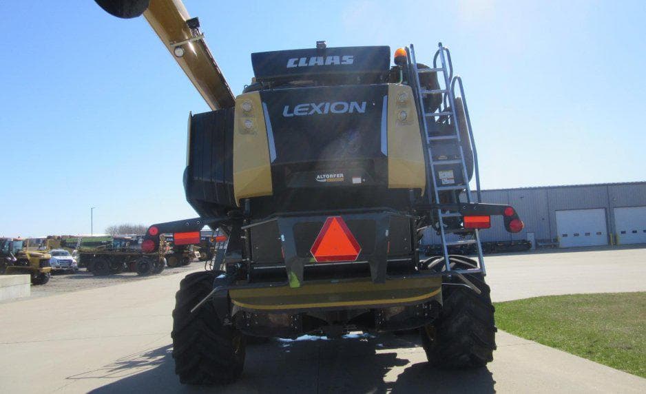Tractor Zoom - CLAAS LEXION 760TT