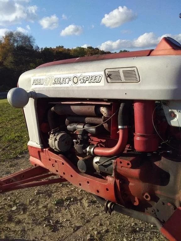 Tractor Zoom - Ford 971