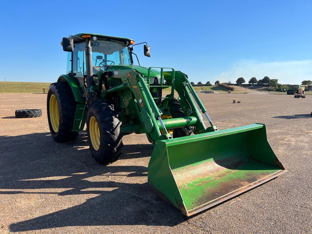Tractor Zoom - John Deere 6115D