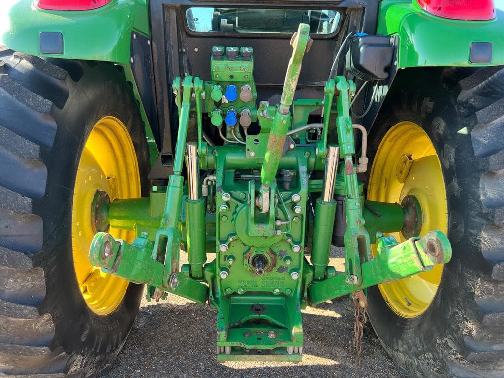 Tractor Zoom - John Deere 6115D