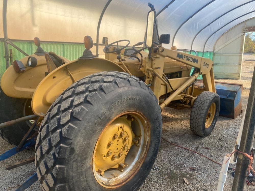 Tractor Zoom - Ford 540