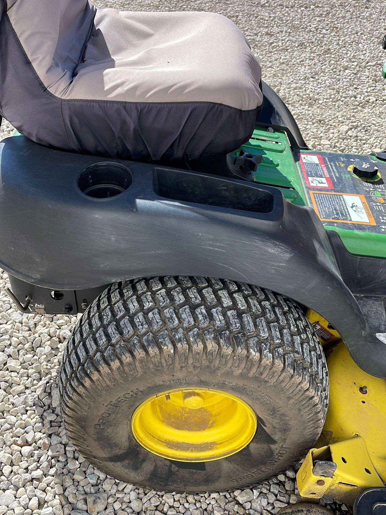 Tractor Zoom - John Deere SST18