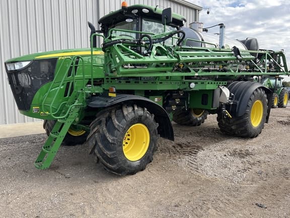 Tractor Zoom - 2021 John Deere F4365