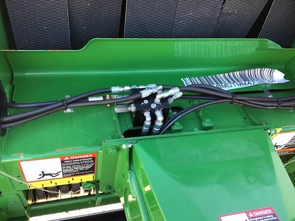 Tractor Zoom - 2021 John Deere 460M