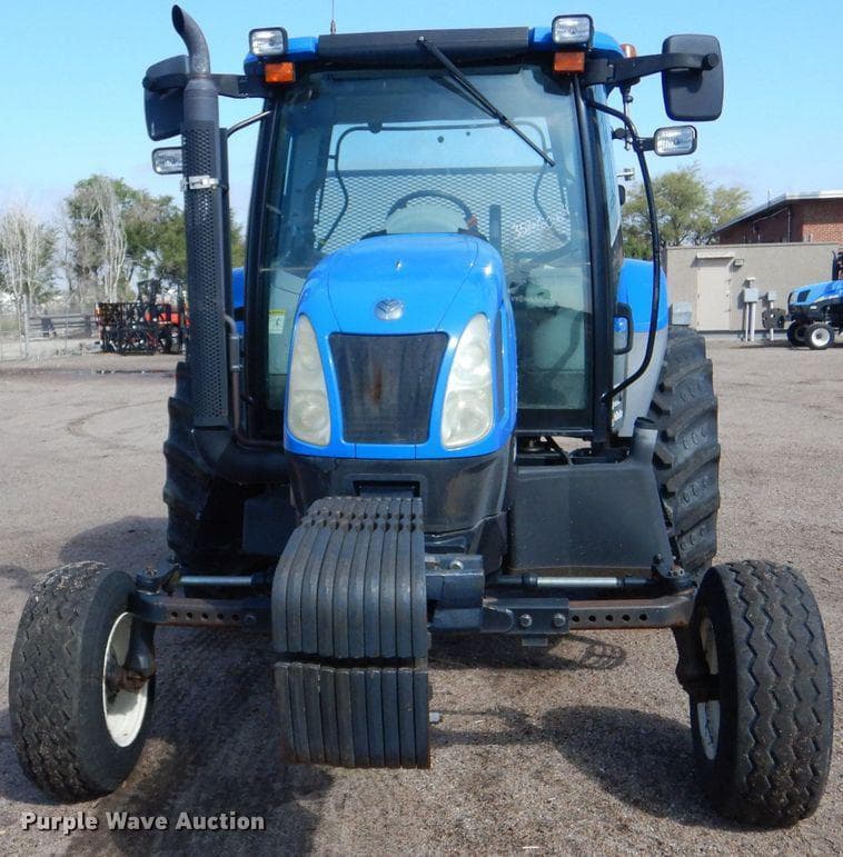 Tractor Zoom - 2009 New Holland T6020 Delta