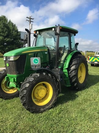 Tractor Zoom - 2019 John Deere 6120E