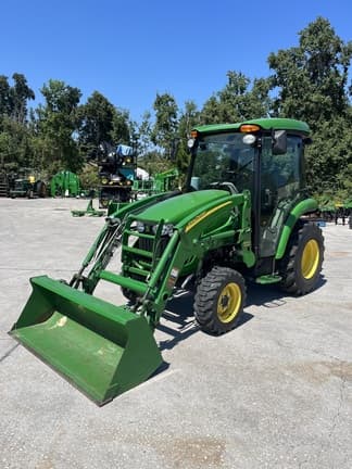 Tractor Zoom - 2013 John Deere 3720