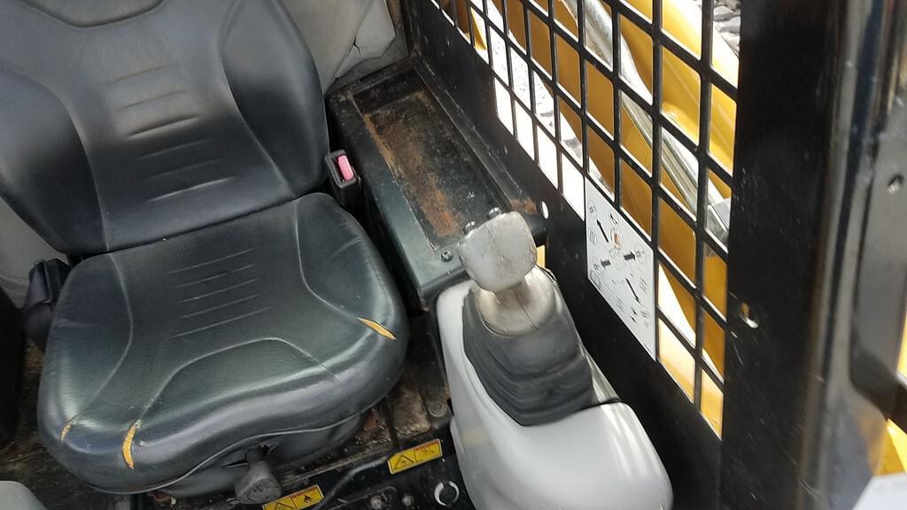 Tractor Zoom - Caterpillar 252B