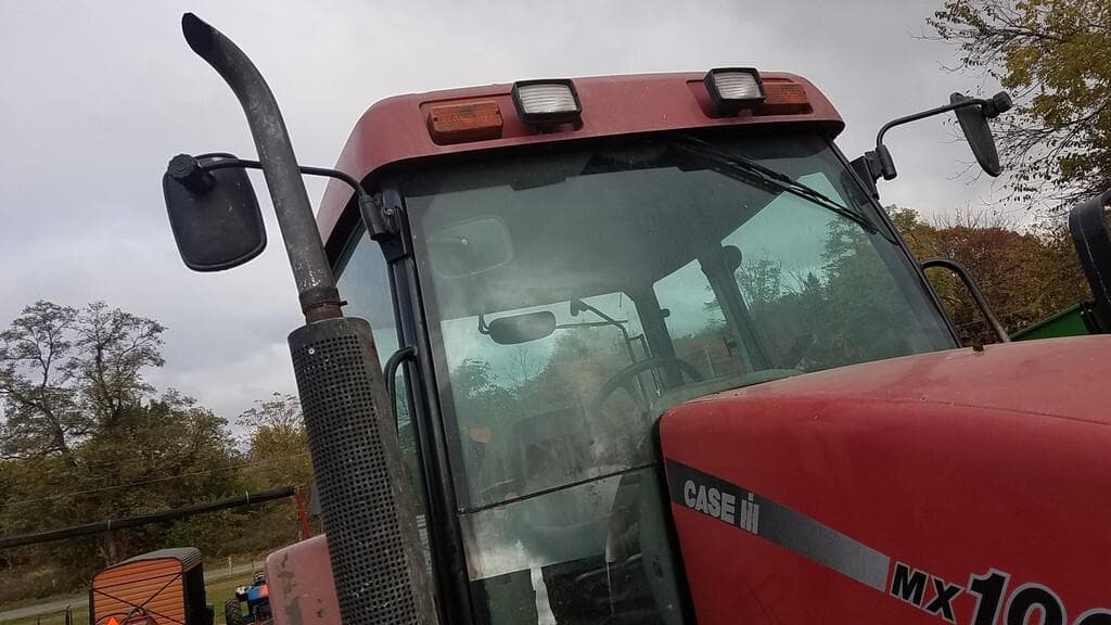 Tractor Zoom - Case IH MX100C