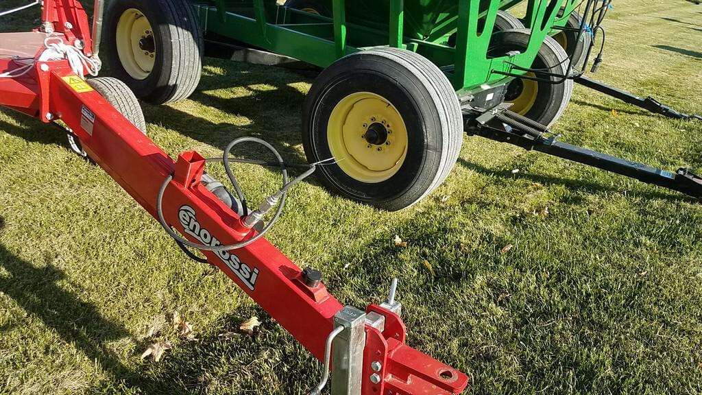 Tractor Zoom - 2021 Enorossi Batrake 10