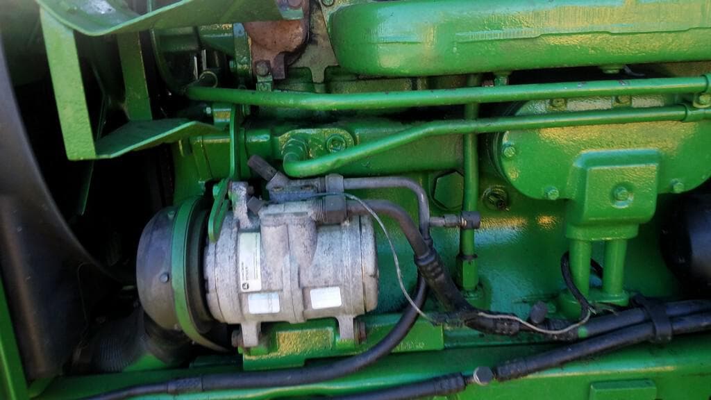 Tractor Zoom - John Deere 4250