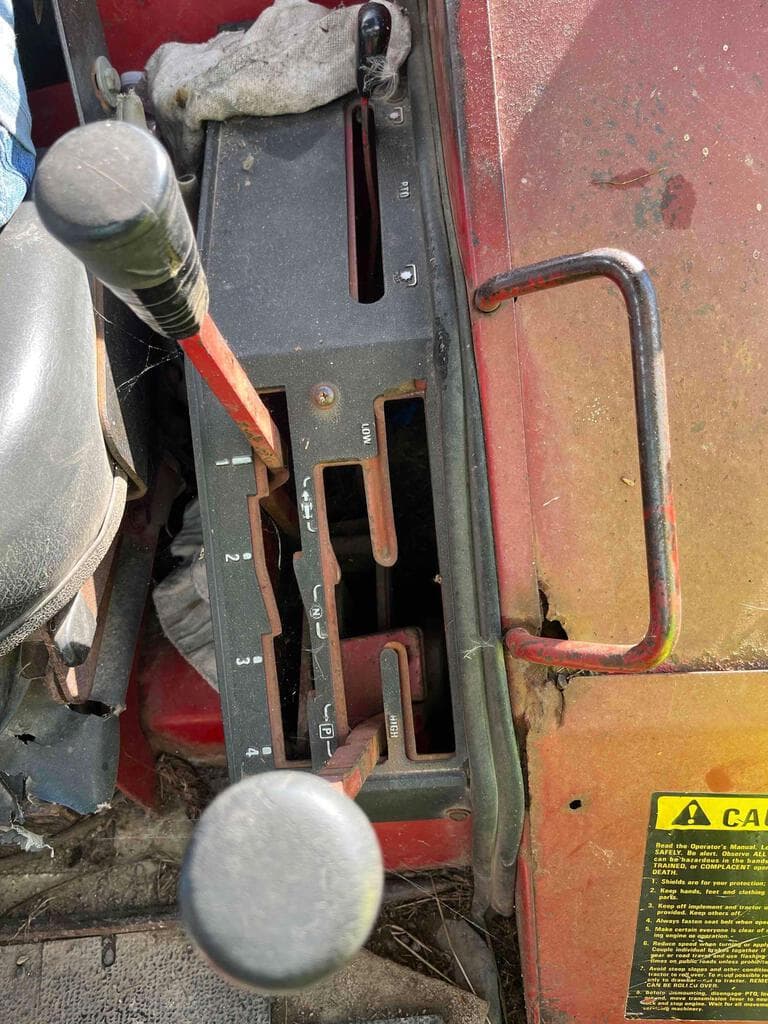 Tractor Zoom - International Harvester 886