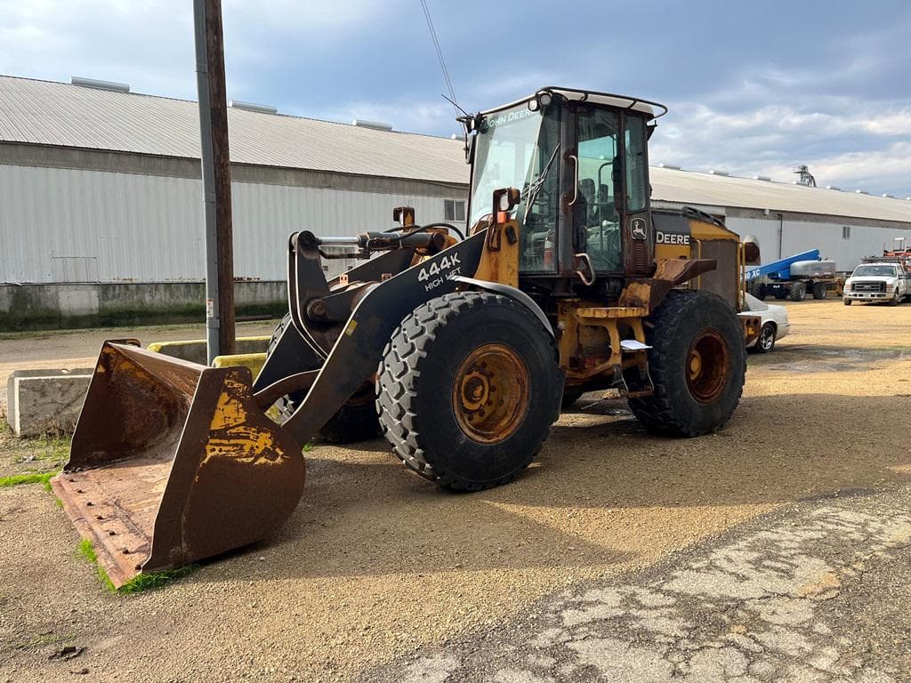 Tractor Zoom - John Deere 444K