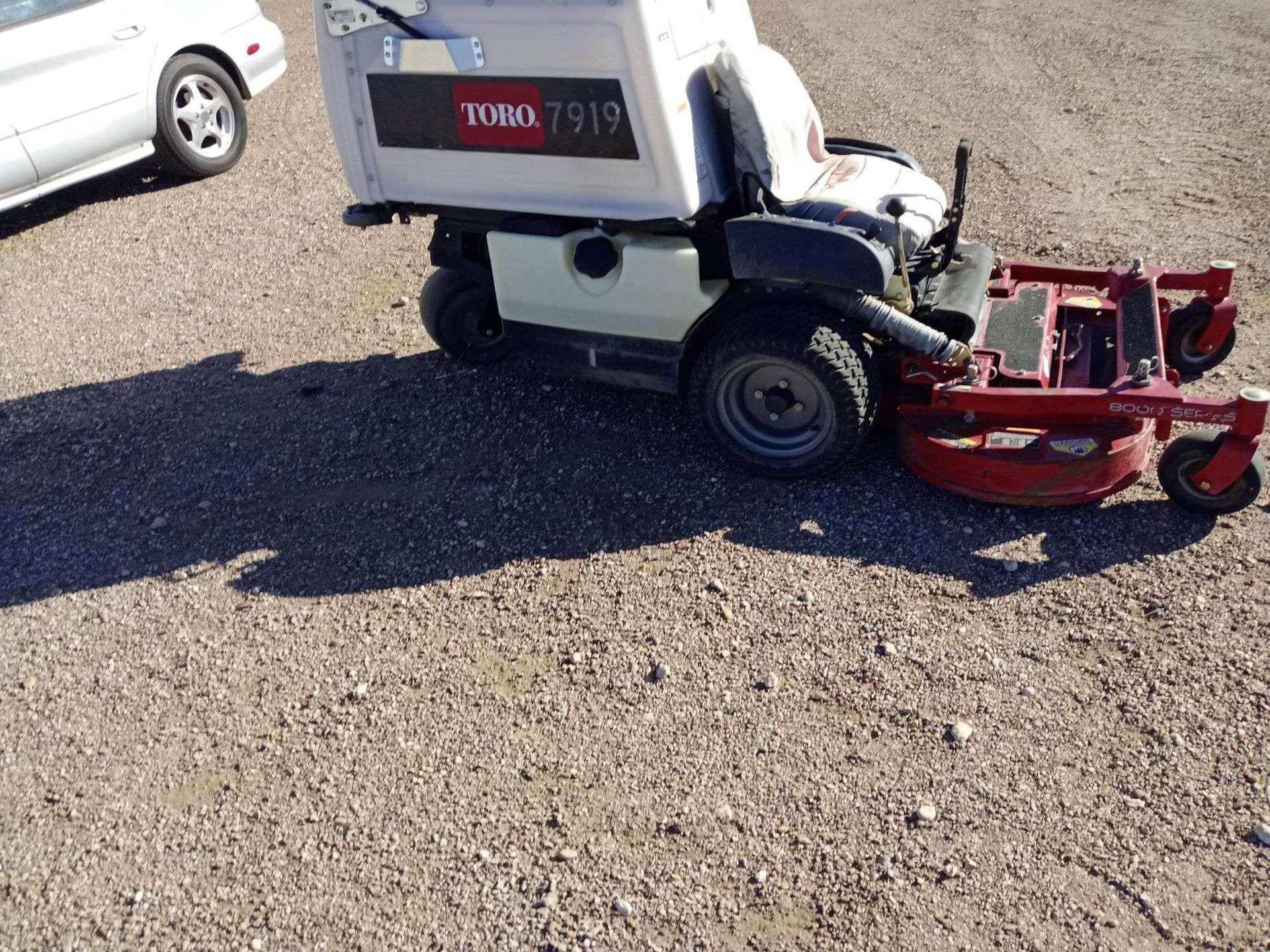 Tractor Zoom - Toro 8000