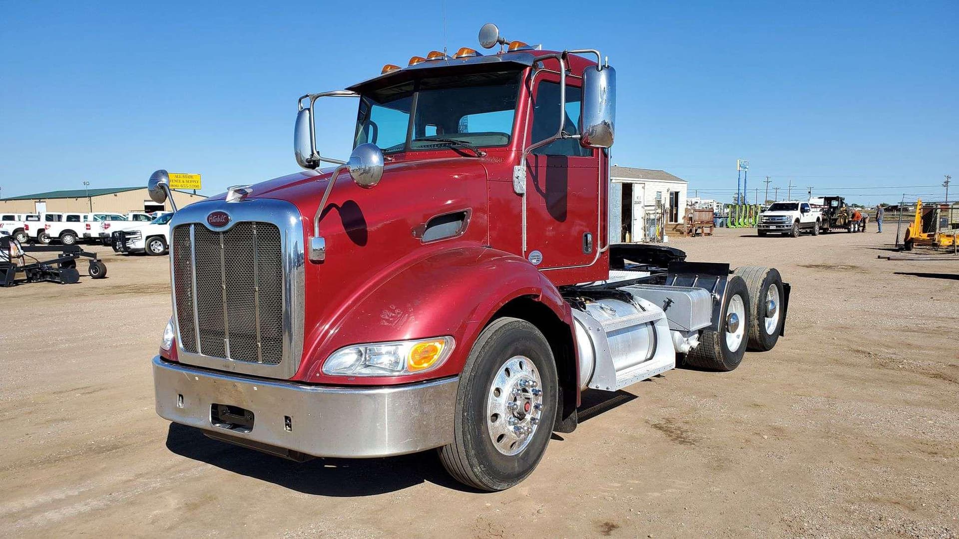 Tractor Zoom - 2014 Peterbilt 587