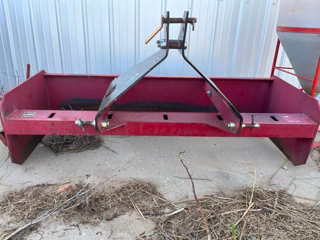Tractor Zoom - Howse EB60