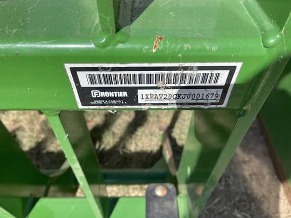 Tractor Zoom - 2018 Frontier AV20G