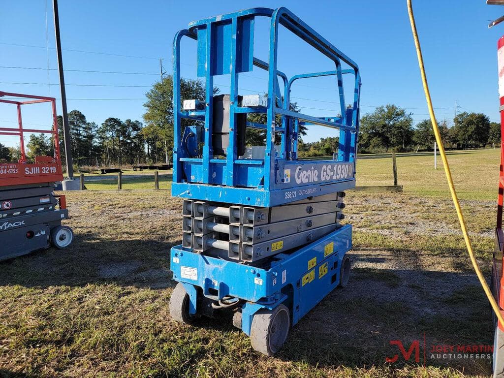 Tractor Zoom - Genie GS-1930