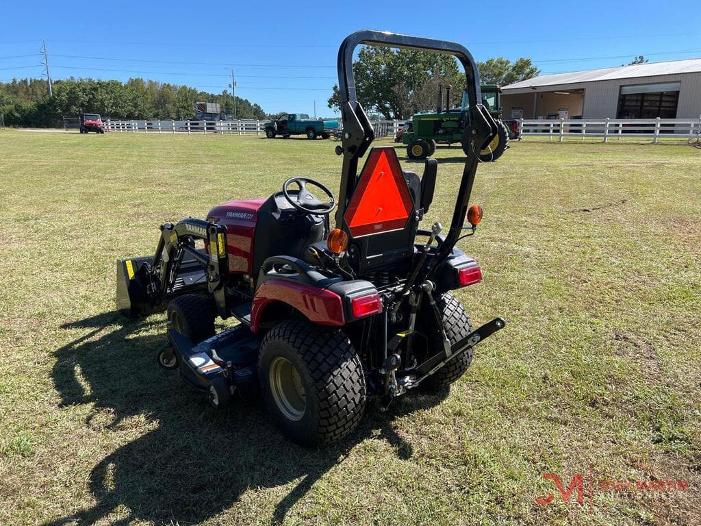 Tractor Zoom - Yanmar 221
