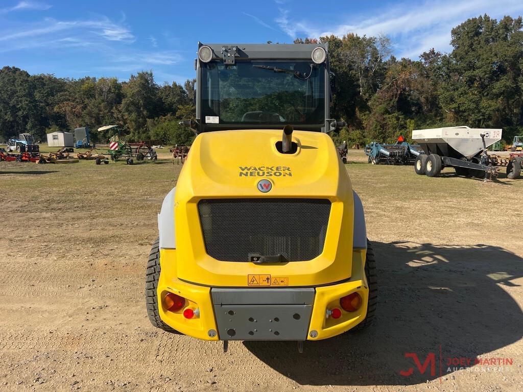 Tractor Zoom - Wacker Neuson 5055