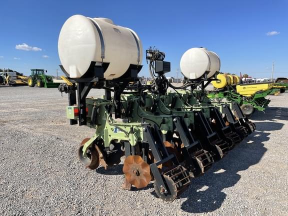 Tractor Zoom - Orthman 1tRIPr